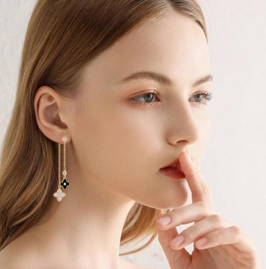 Earrings – Princess Yasmin Collection